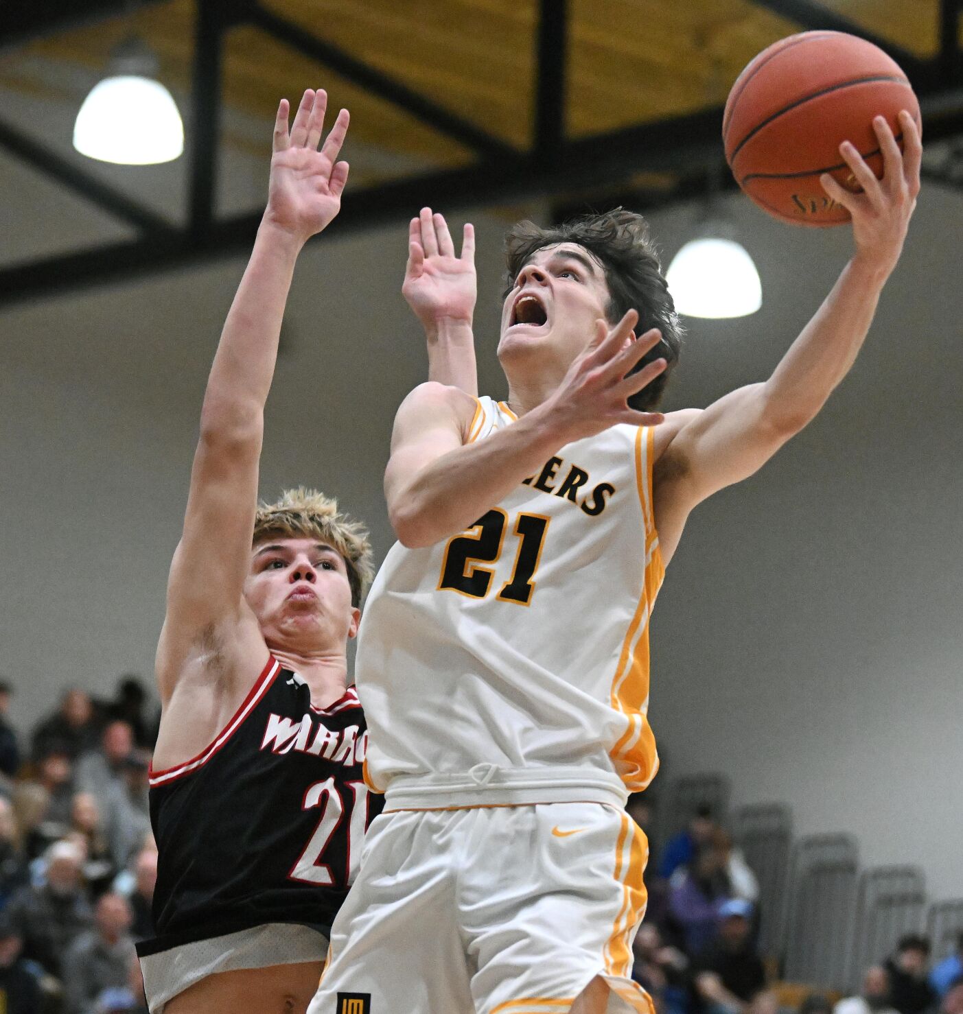 Warwick vs. Lancaster Mennonite - L-L League boys basketball ...