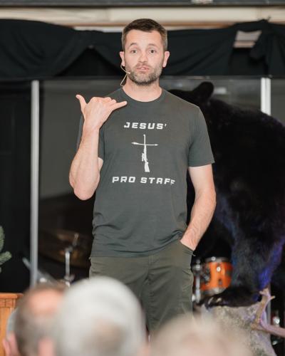 Alaskan hunting guide shares stories of adventures at Manheim church ...