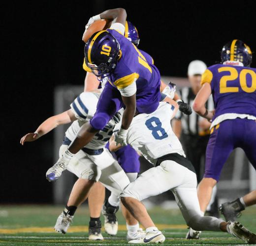 Lancaster Catholic vs. Camp Hill - District 3 Class 2A football ...