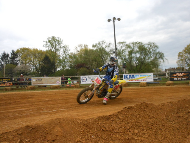 Motorcycle racers kick up dust, fun in Lampeter | News ...