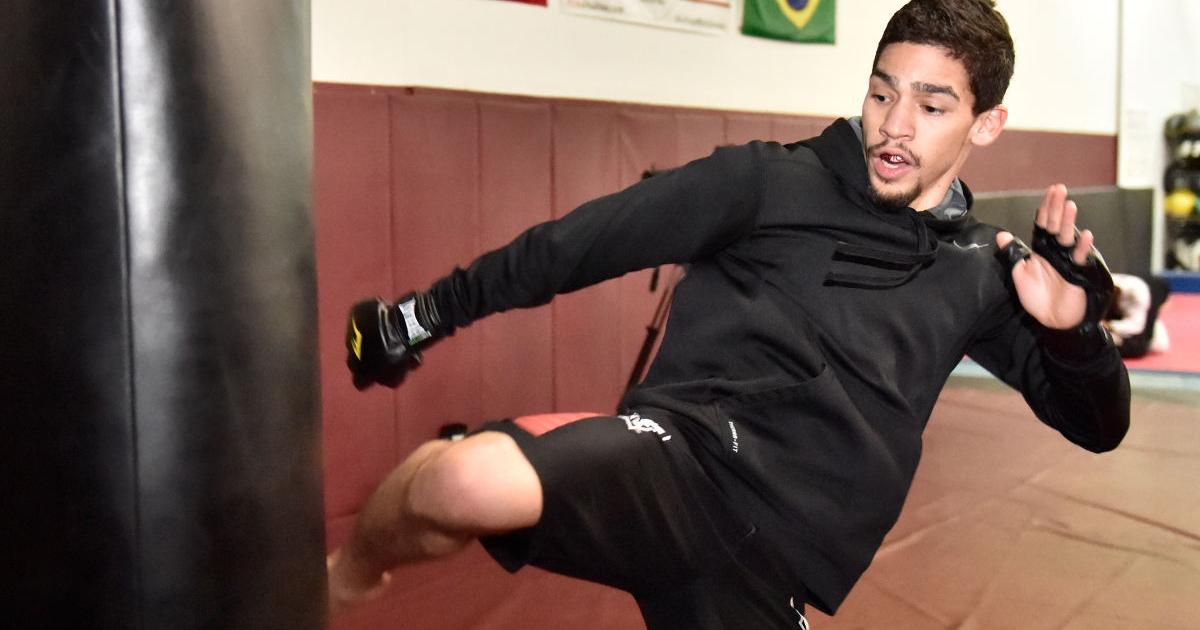 McCaskey grad Lozano will fight at Bellator 186 in State College on ...