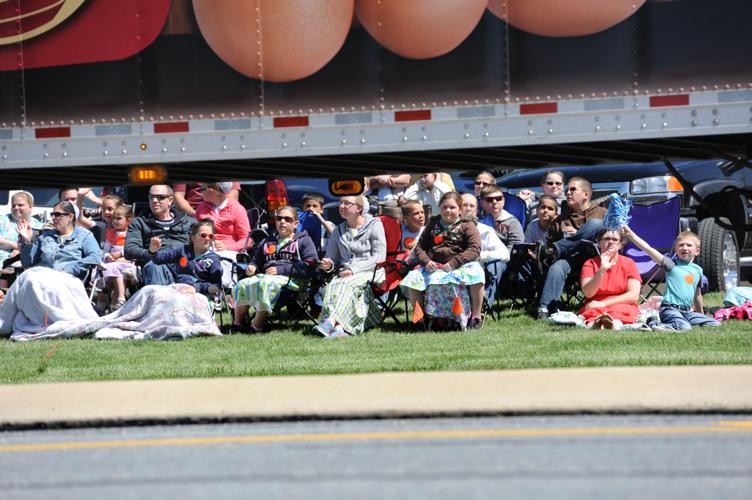 Make-A-Wish shatters world record for largest convoy, draws 590 trucks ...