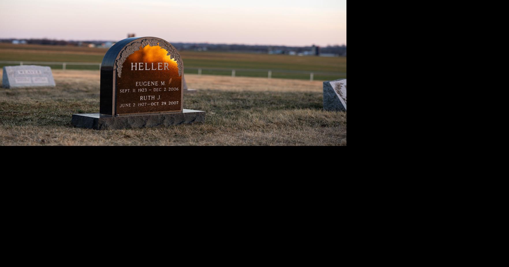 Daryl Heller family gravestones [photos] | | lancasteronline.com