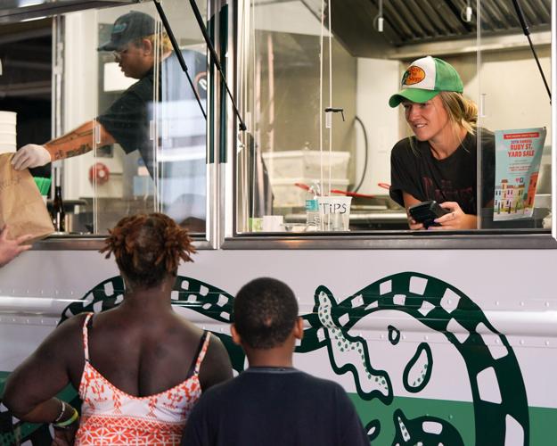 Cabalar Food Truck [photos] | | lancasteronline.com