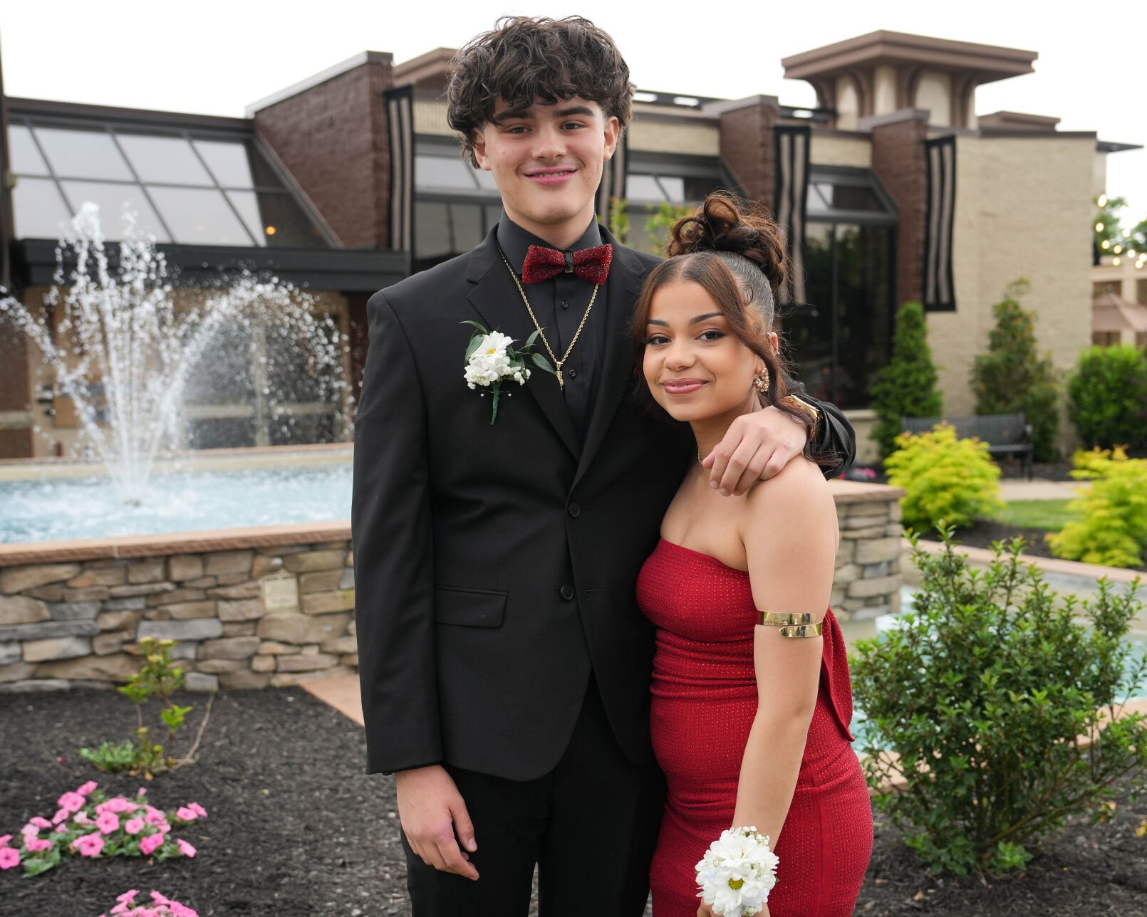Penn Manor parties it up at 2024 prom [photos] | Local News ...