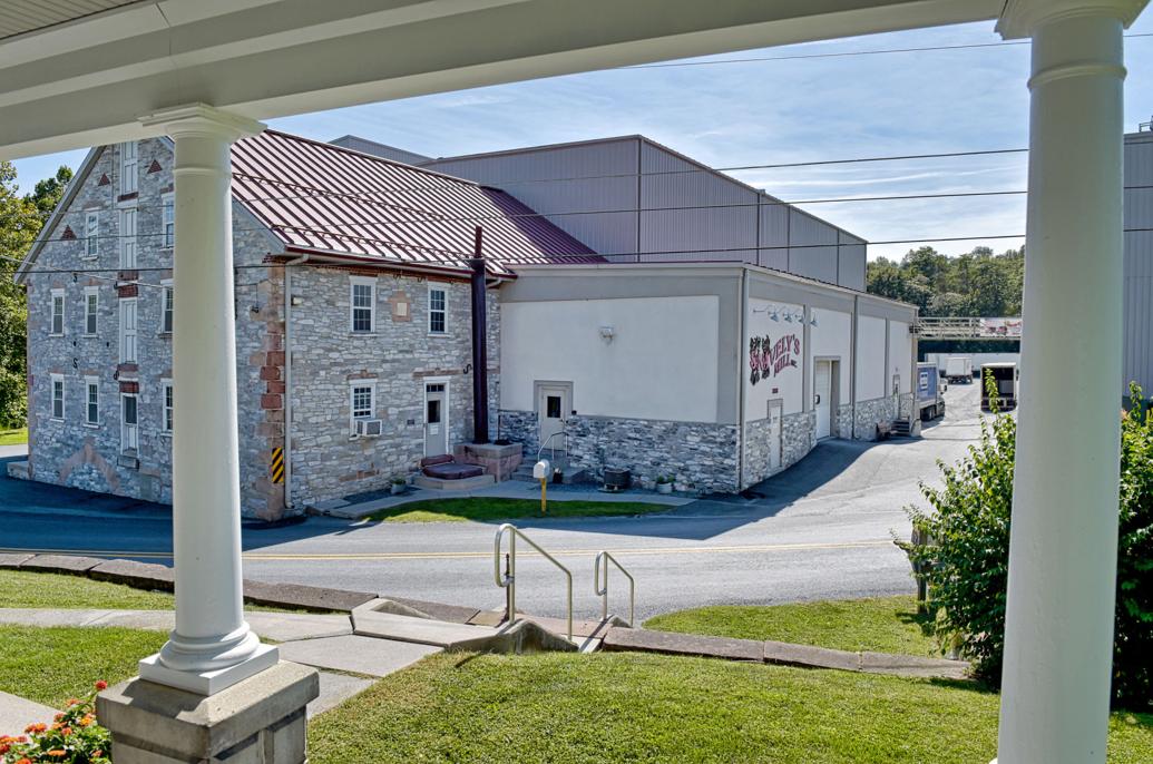 From field to flour: behind the scenes at Snavely's Mill in Lititz ...