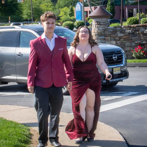 Hempfield students have the time of their lives at senior prom [photos ...