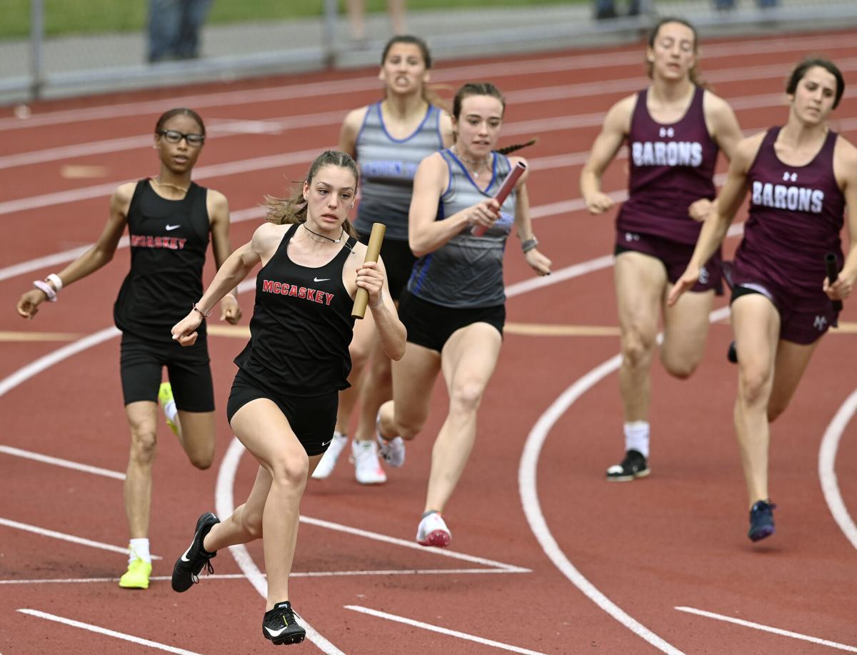 Aasly DeLeon, McCaskey's next great sprinter, arrives with first-place ...