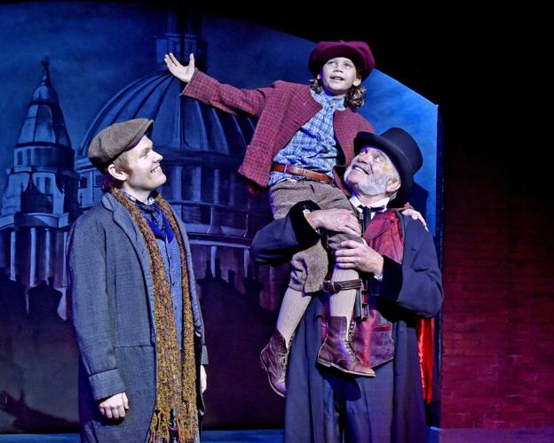 Dutch Apple's 'A Christmas Carol' follows the journey of Ebenezer ...