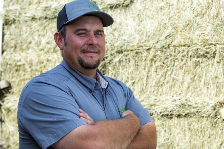 What does a champion auctioneer sound like? Listen to this man from ...