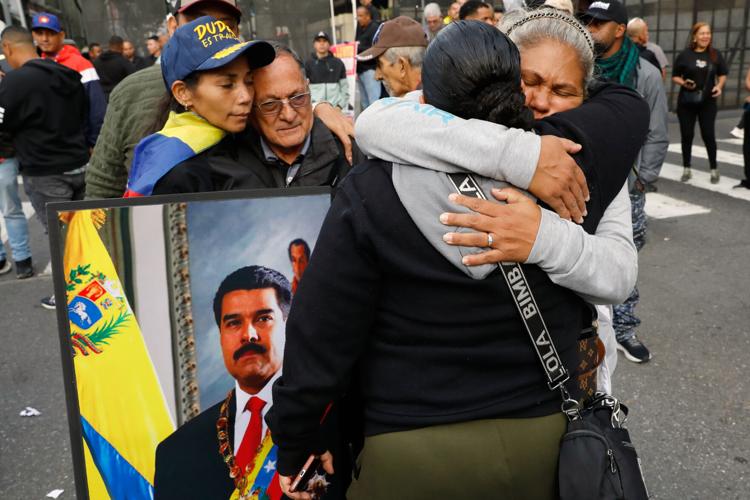 AP Fotos: EEUU ataca Caracas y captura al presidente de Venezuela ...