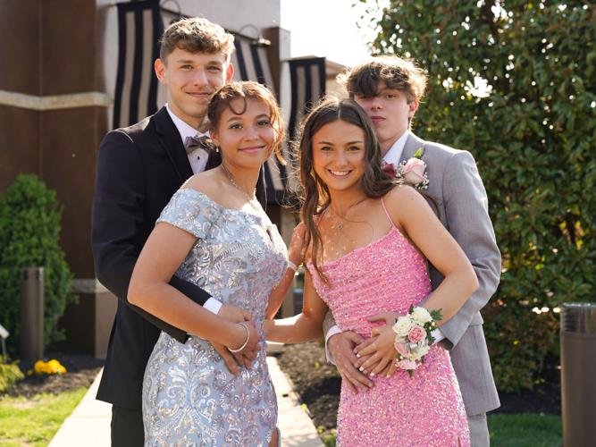 Pequea Valley enchants with 2022 prom [photos] | Local News ...