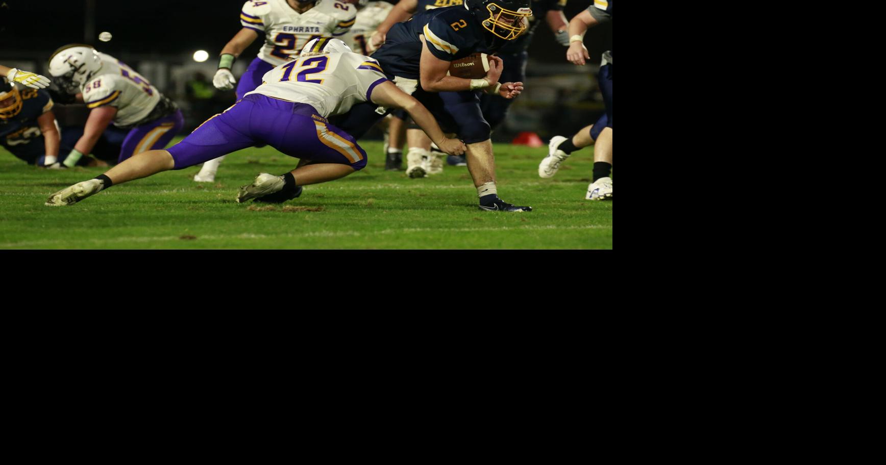 Ephrata edges Elco for football win with Deric Hoover interception ...