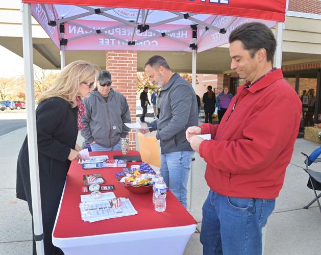 Scenes from the polls in Lancaster County on Election Day 2025 [photos ...