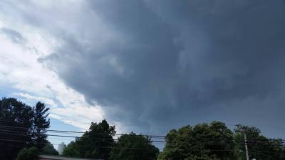 severe thunderstorm warning clouds