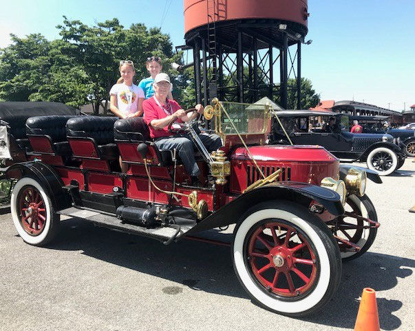 50 Stanley steam automobiles roll into Strasburg Rail Road [video and ...
