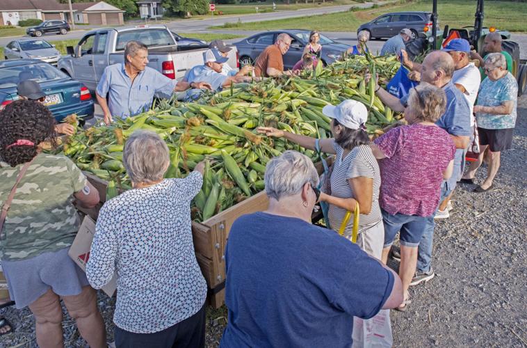 All ears at the Corn Wagon [photos] | Local News | lancasteronline.com