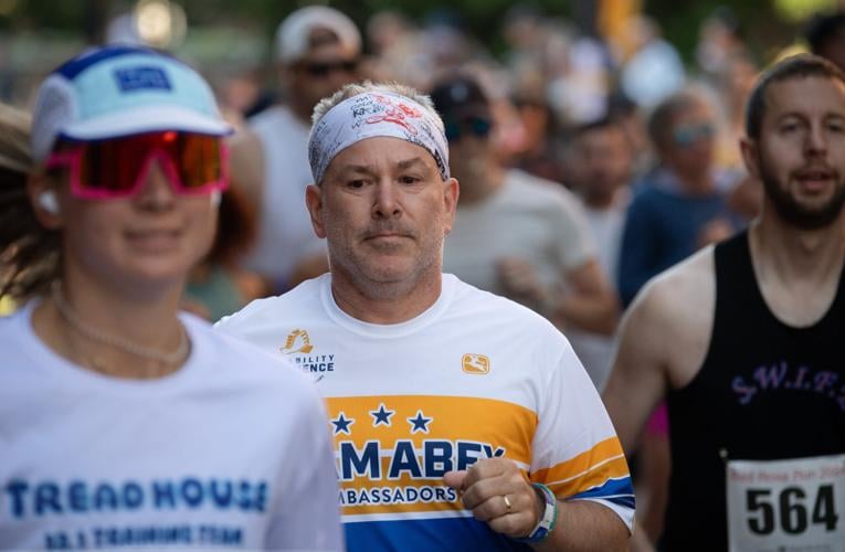 Scenes from the 48th annual Red Rose Run [photos] | | lancasteronline.com