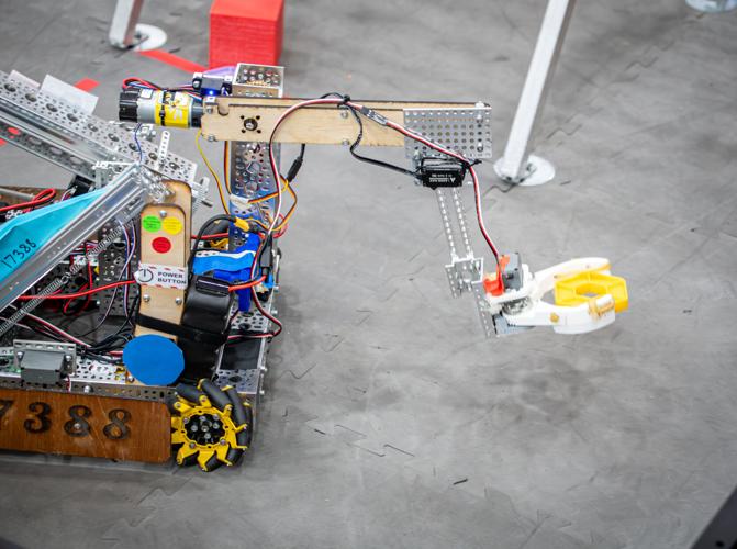 McCaskey team advances to states at robotics competition [photos ...