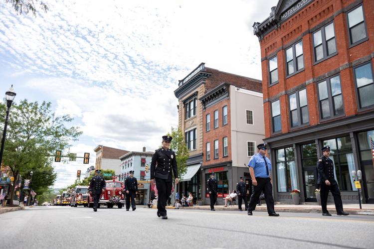 Columbia hosts annual Memorial Day Parade [photos] | Local News ...