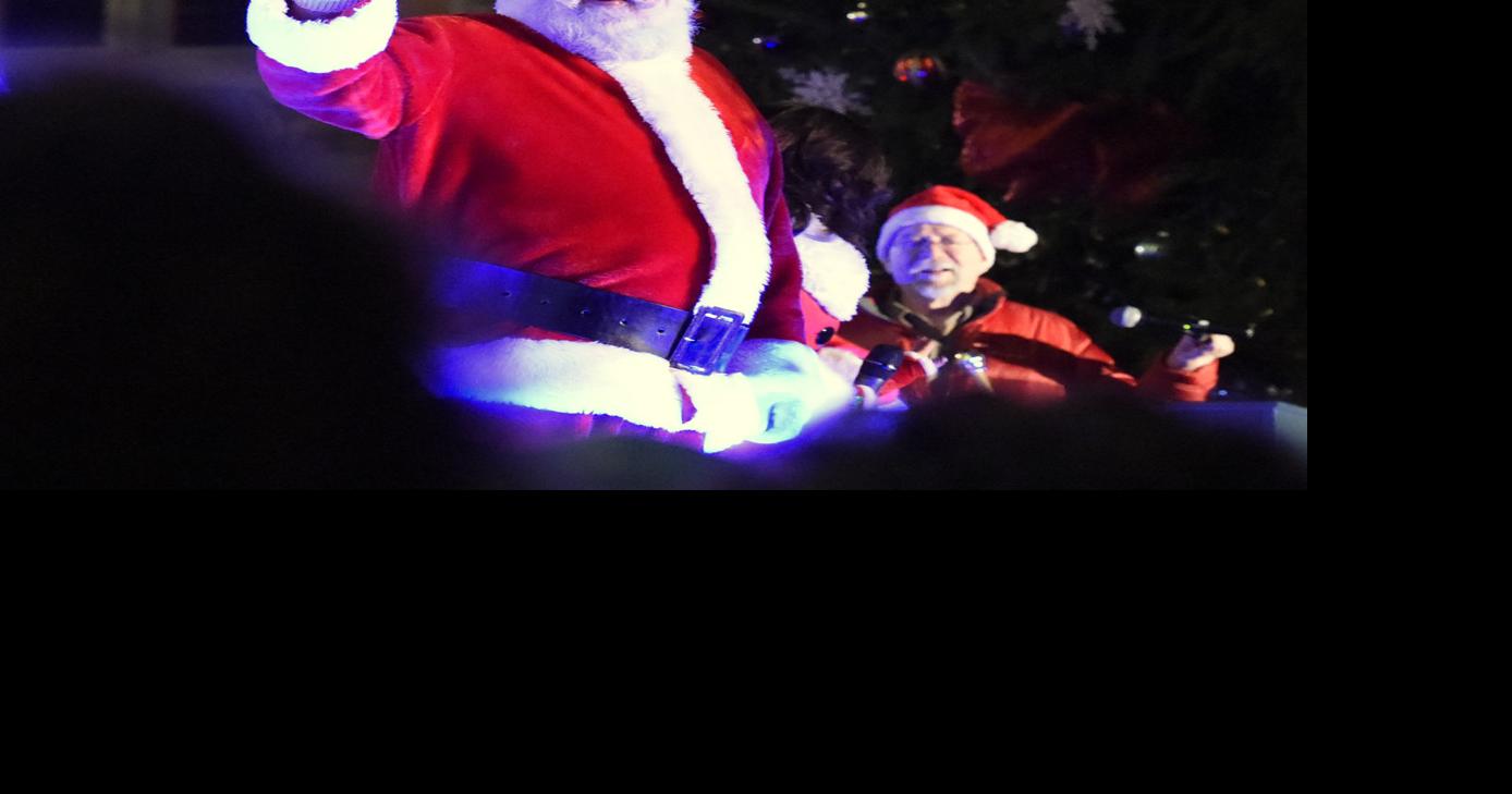 Santa, Tuba Christmas help kick off holiday season downtown | Local ...