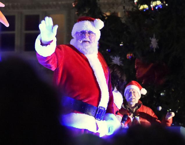 Santa, Tuba Christmas help kick off holiday season downtown | Local ...