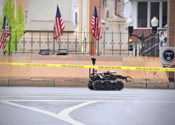 Penn Square reopens following suspicious packages found near Fulton ...