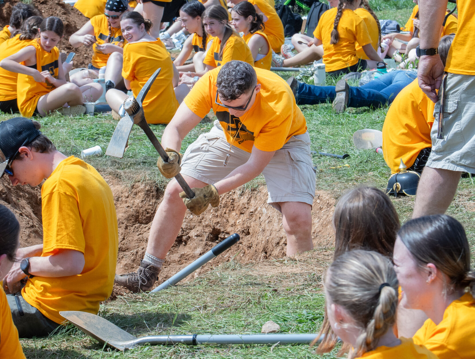 Solanco High School ‘Trench Day’ gives students hands-on wartime ...