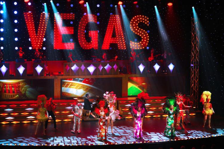 Review: 'Vegas Legends' at American Music Theatre has plenty of magic ...