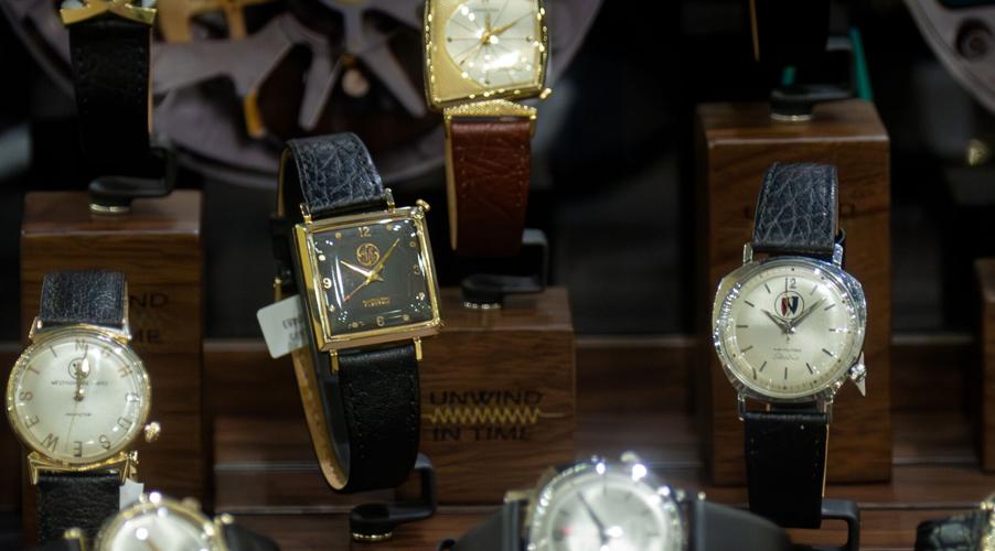 Timepieces in spotlight at Watch & Clock Collectors convention [photos ...