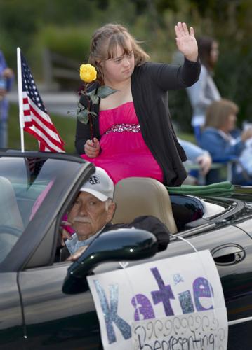 Teens give spots in homecoming parade to students with special needs ...