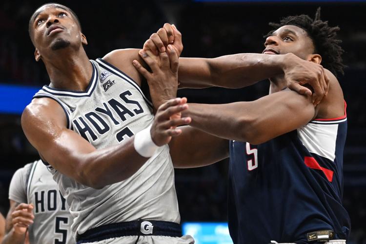 Tarris Reed Jr. scores 15 points, No. 3 UConn fends off Georgetown, 64 ...