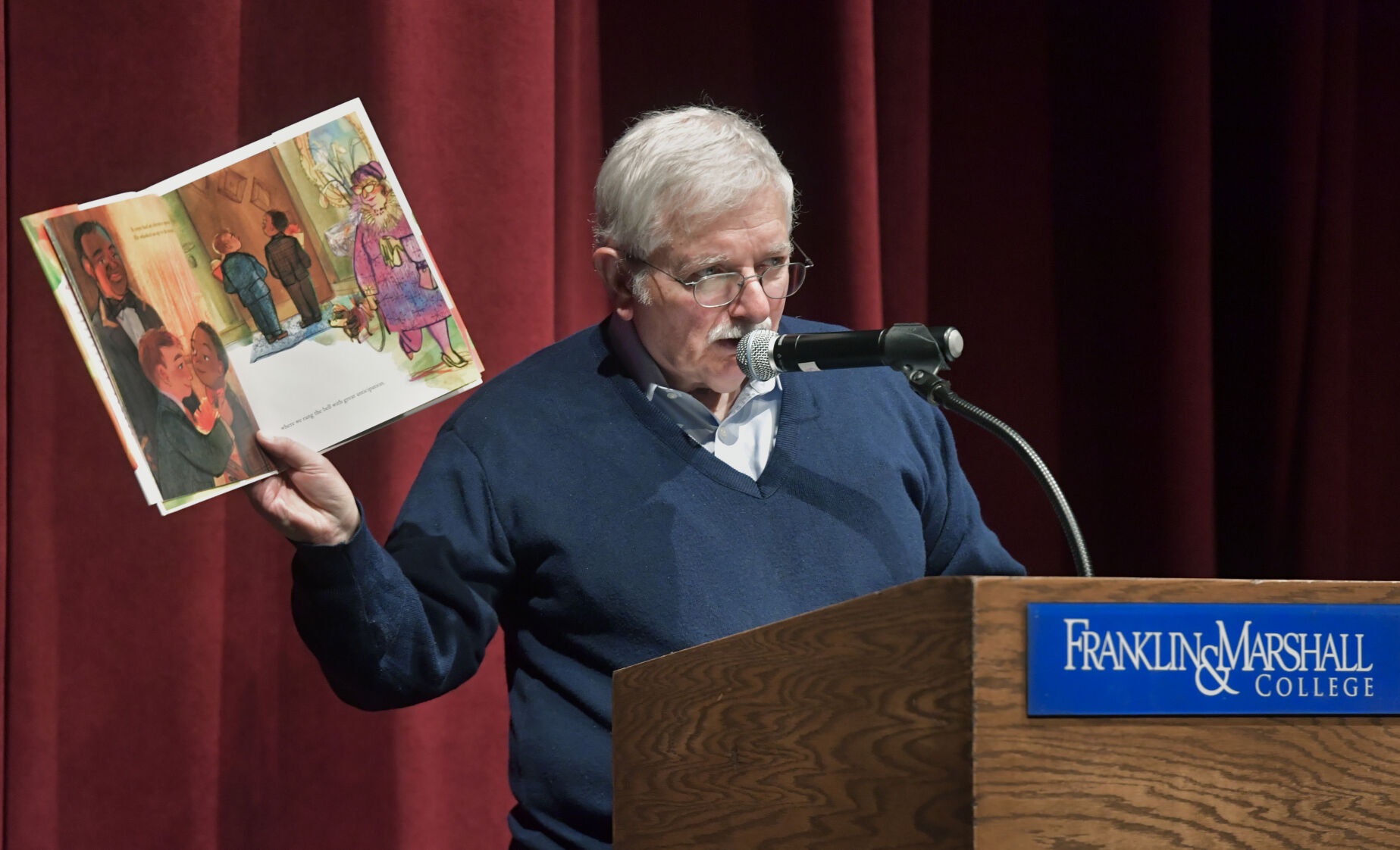 'Words matter': Longtime teacher tells story behind new book at ...