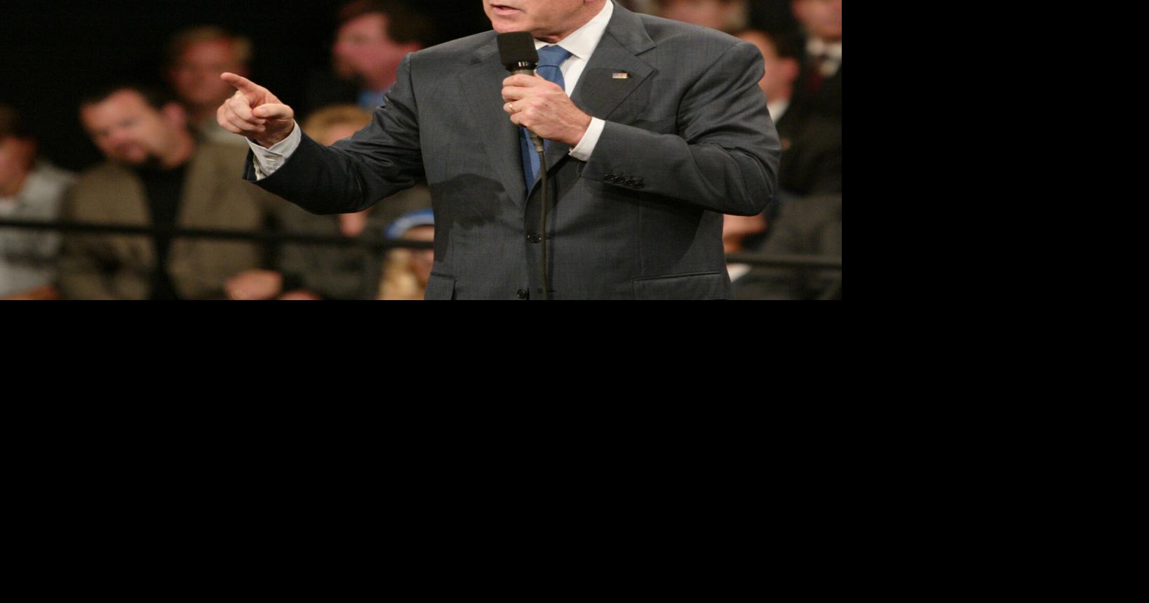 Former President George W. Bush speaks at business forum at Lancaster ...
