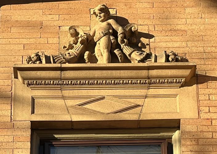 Examples of narrow-gauge brick on Lancaster buildings [photos ...