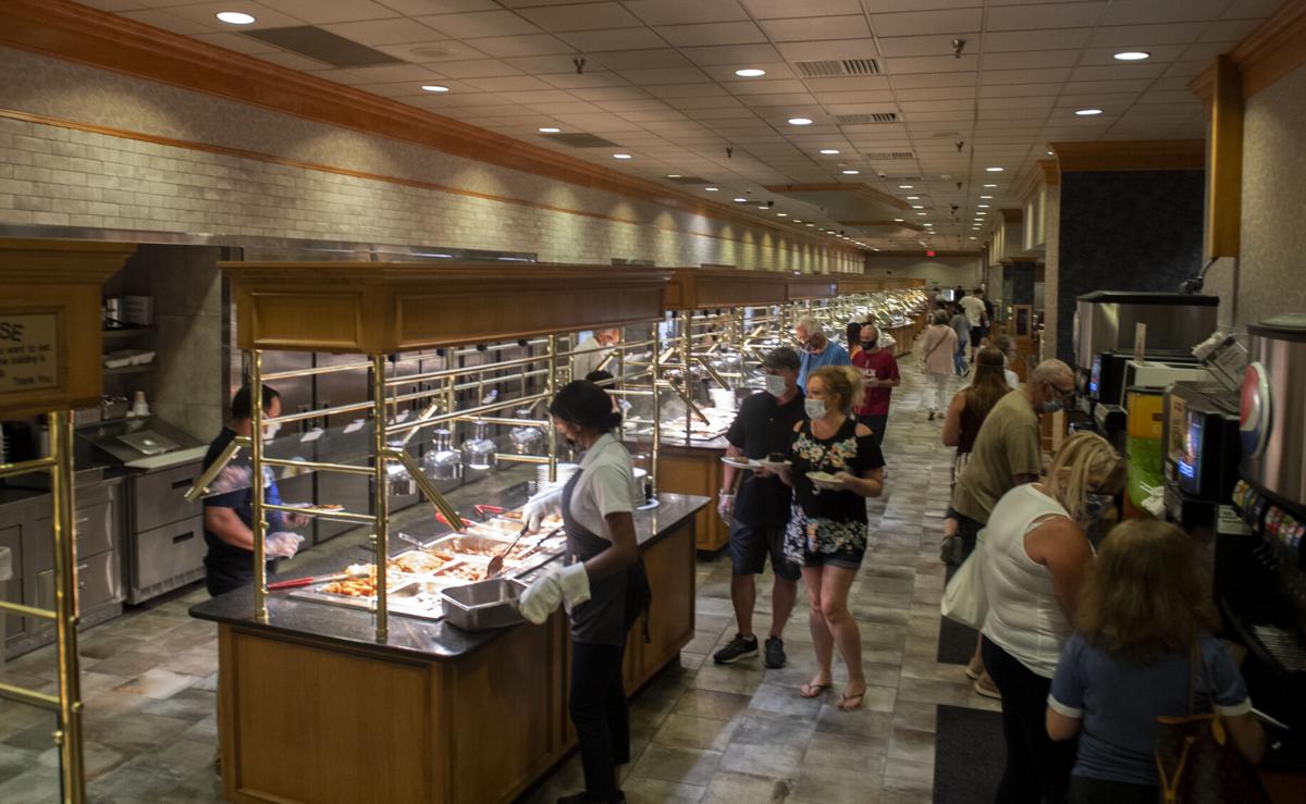 We visited Shady Maple Smorgasbord for its 'touchless buffet'; here's ...