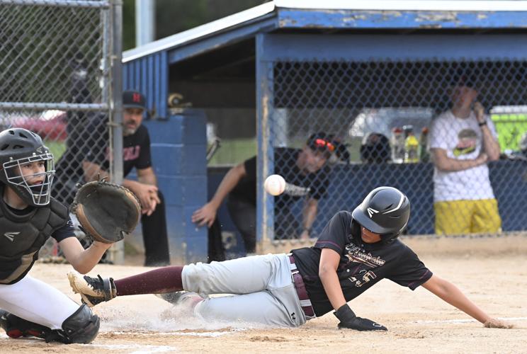 Hempfield Black vs. Manheim VFW - LNP Tournament 12U game [photos ...