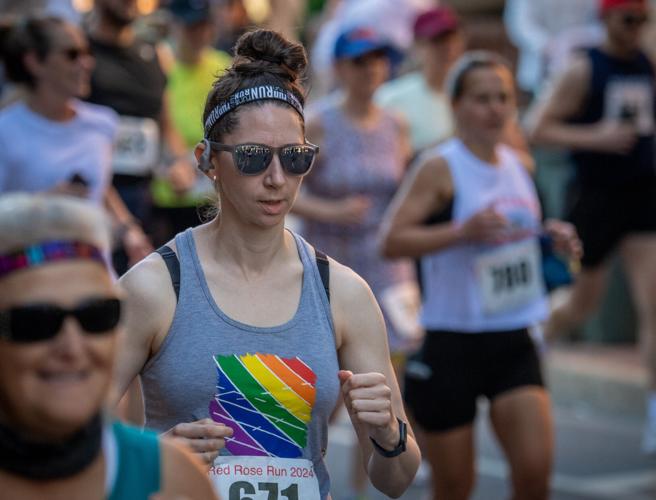 Scenes from the 48th annual Red Rose Run [photos] | | lancasteronline.com