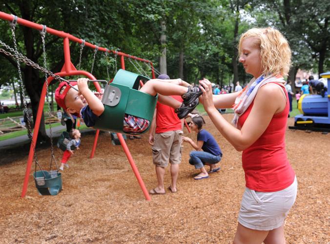 Fourth of July in Lititz Springs Park delays opening, but celebration ...