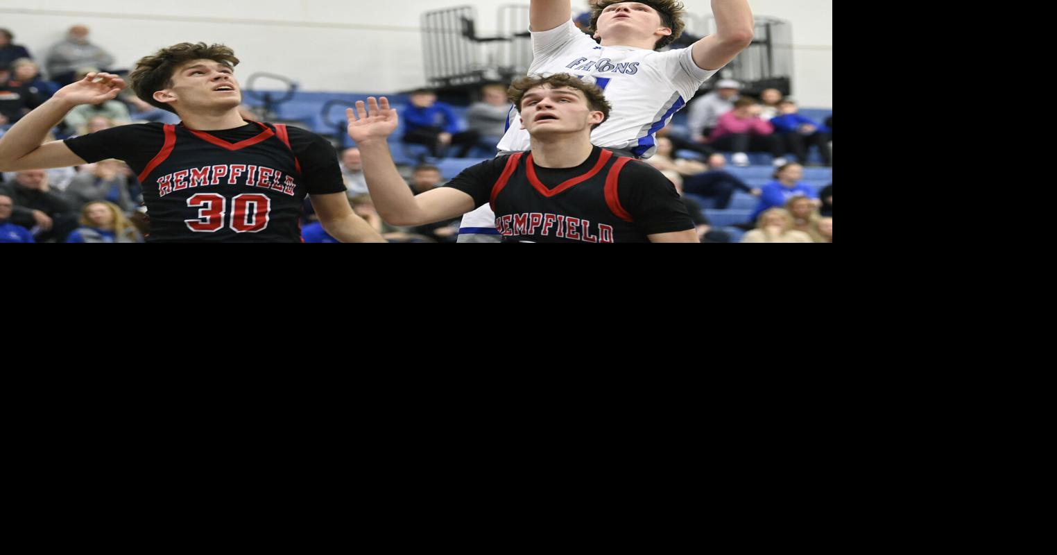 RJ Young shows off his 'high ceiling' while helping Cedar Crest stop ...