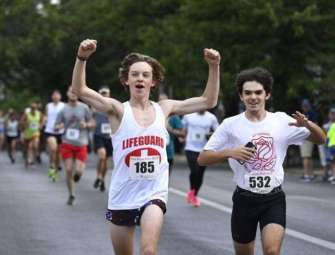 Scenes from the 47th Red Rose Run through Lancaster City [photos ...