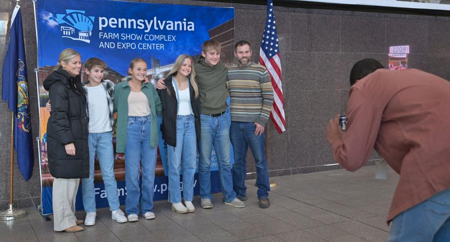 Mount Joy's Shellenberger Siblings perform National Anthem at PA Farm ...