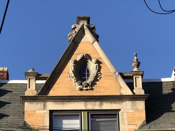 Examples of narrow-gauge brick on Lancaster buildings [photos ...