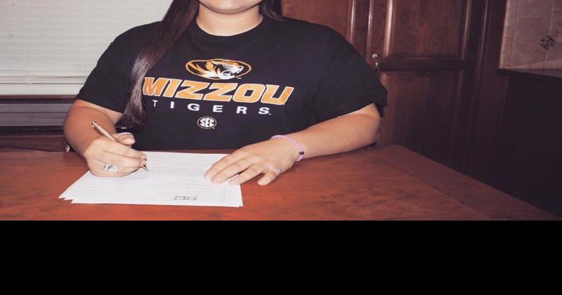 Cocalico's Emily Stauffer commits to Missouri track and field | High ...