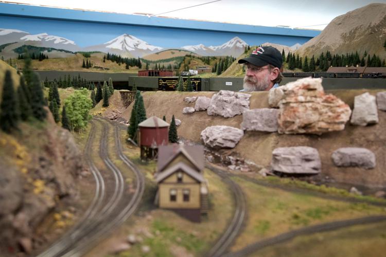 All aboard the Moedinger railway | | lancasteronline.com