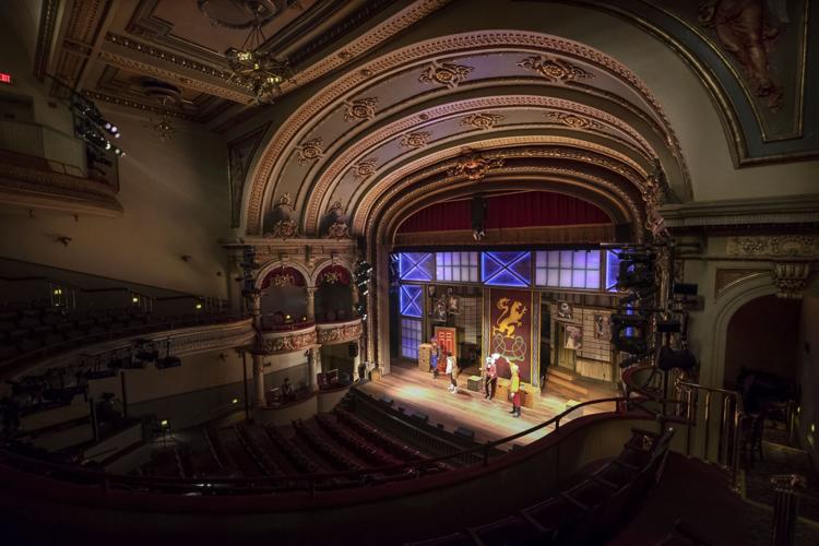 Examples of egg and dart decoration in Lancaster architecture [photos ...