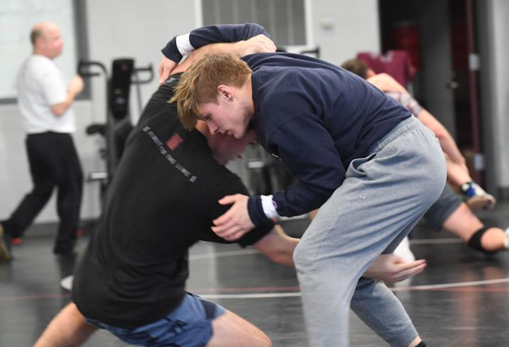 Manheim Central wrestler Brett Barbush [photos] | | lancasteronline.com
