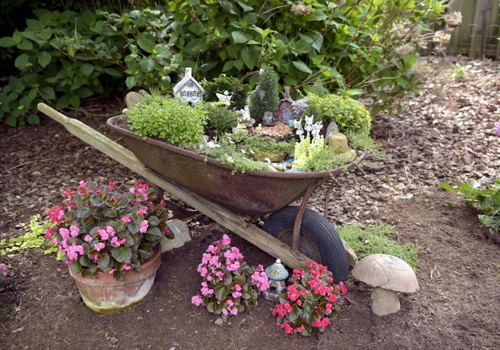 Playing house with plants: This Manheim Township property has a dozen ...