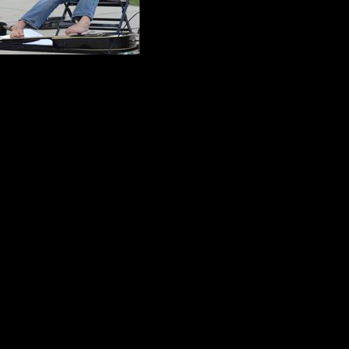 Armless guitar player wows at Clipper Magazine Stadium | News ...