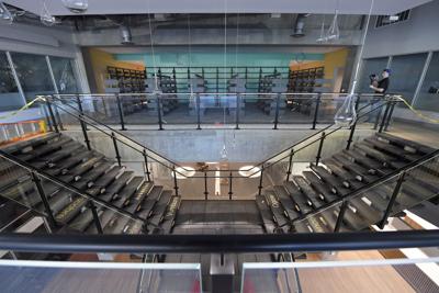 Nueva Biblioteca Pública de Lancaster en Ewell Plaza abre el jueves ...